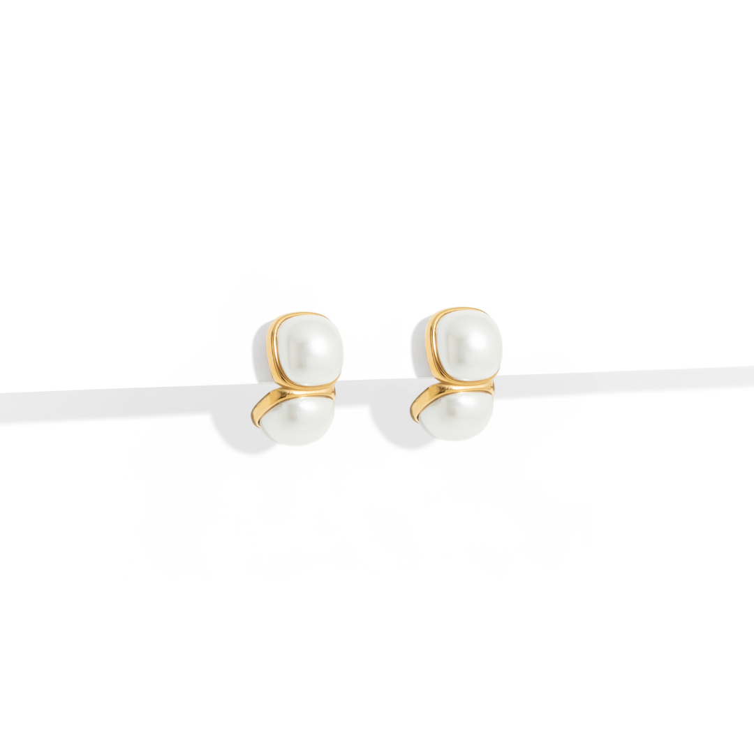 ELEGANT GLOW PEARL EARRINGS – Malandra Jewelry